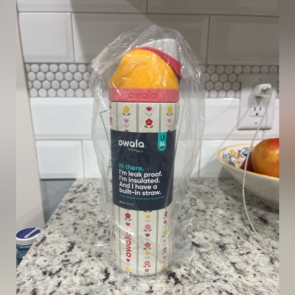 owala | Dining | New Owala Special Edition Flower Crown 24oz Freesip ...